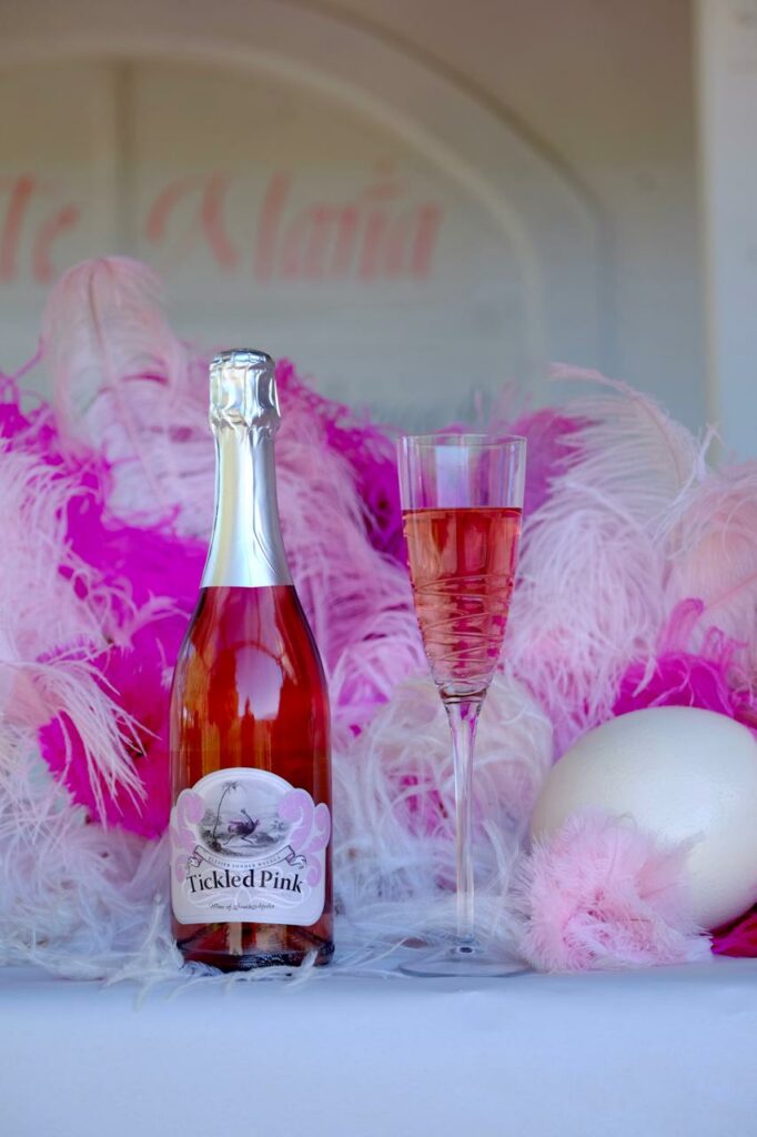 Tickled Pink Gift Wrapped - Domein Doornkraal